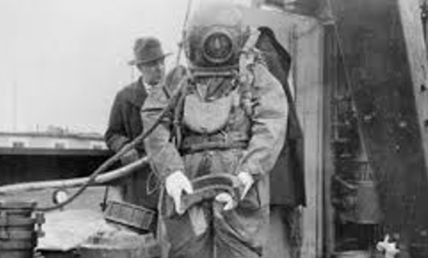 The Deep Evolution: Uncovering the History of Diving